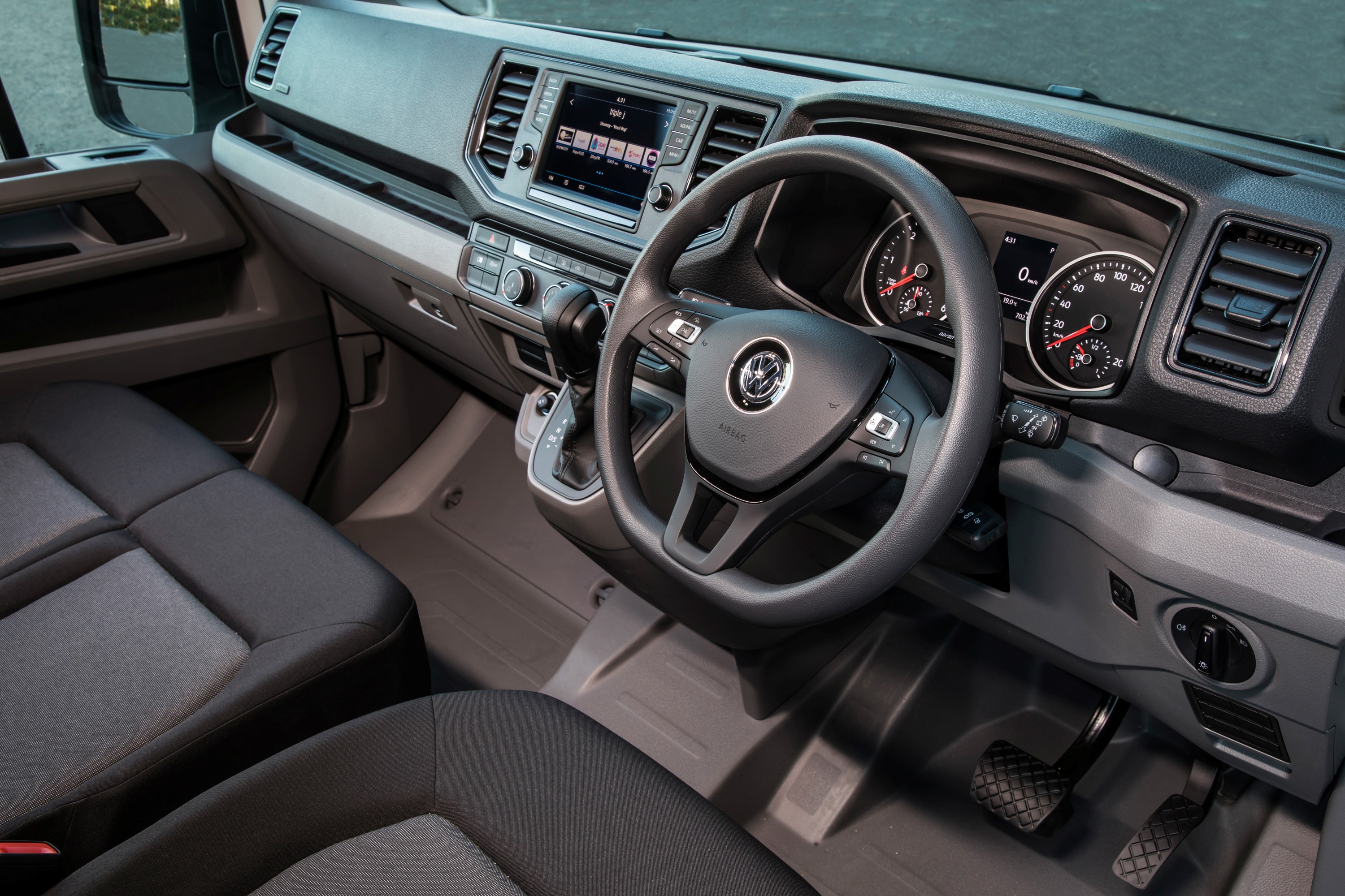 Volkswagen Crafter 4MOTION 2019 Review Ute And Van Guide Volkswagen Crafter 4MOTION 2019 Review Ute And Van Guide