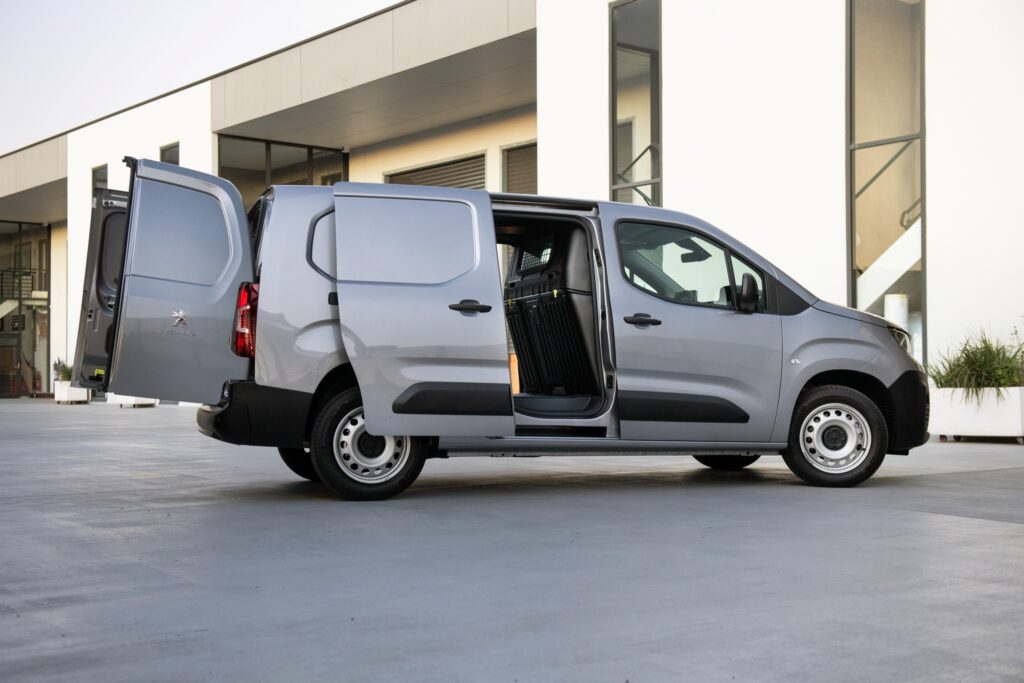 Peugeot Partner Pro LWB 2022 review | Ute and Van Guide